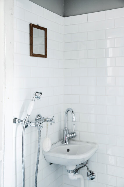 Tradition Chrome Basin Mixer with pop up waste [https://damixa.com]
